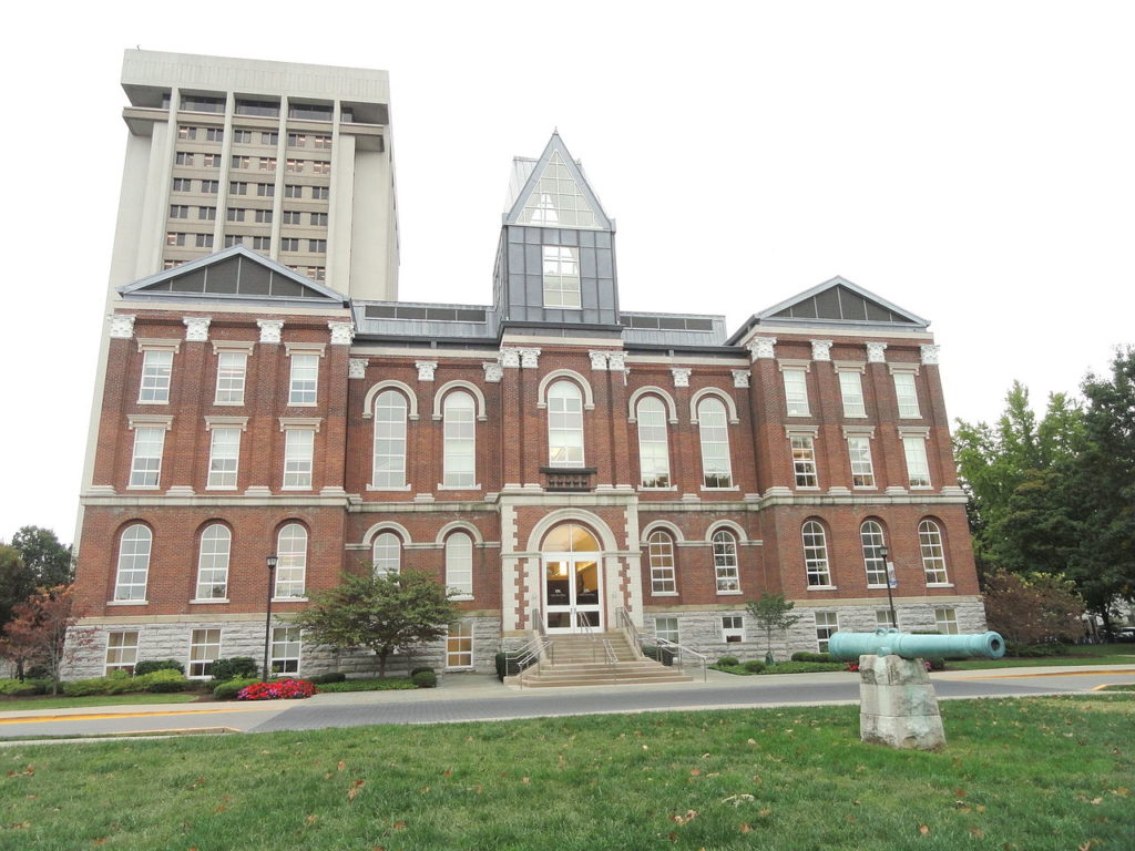 UNIVERSITY OF KENTUCKY STUDENT CENTER - CINFAB